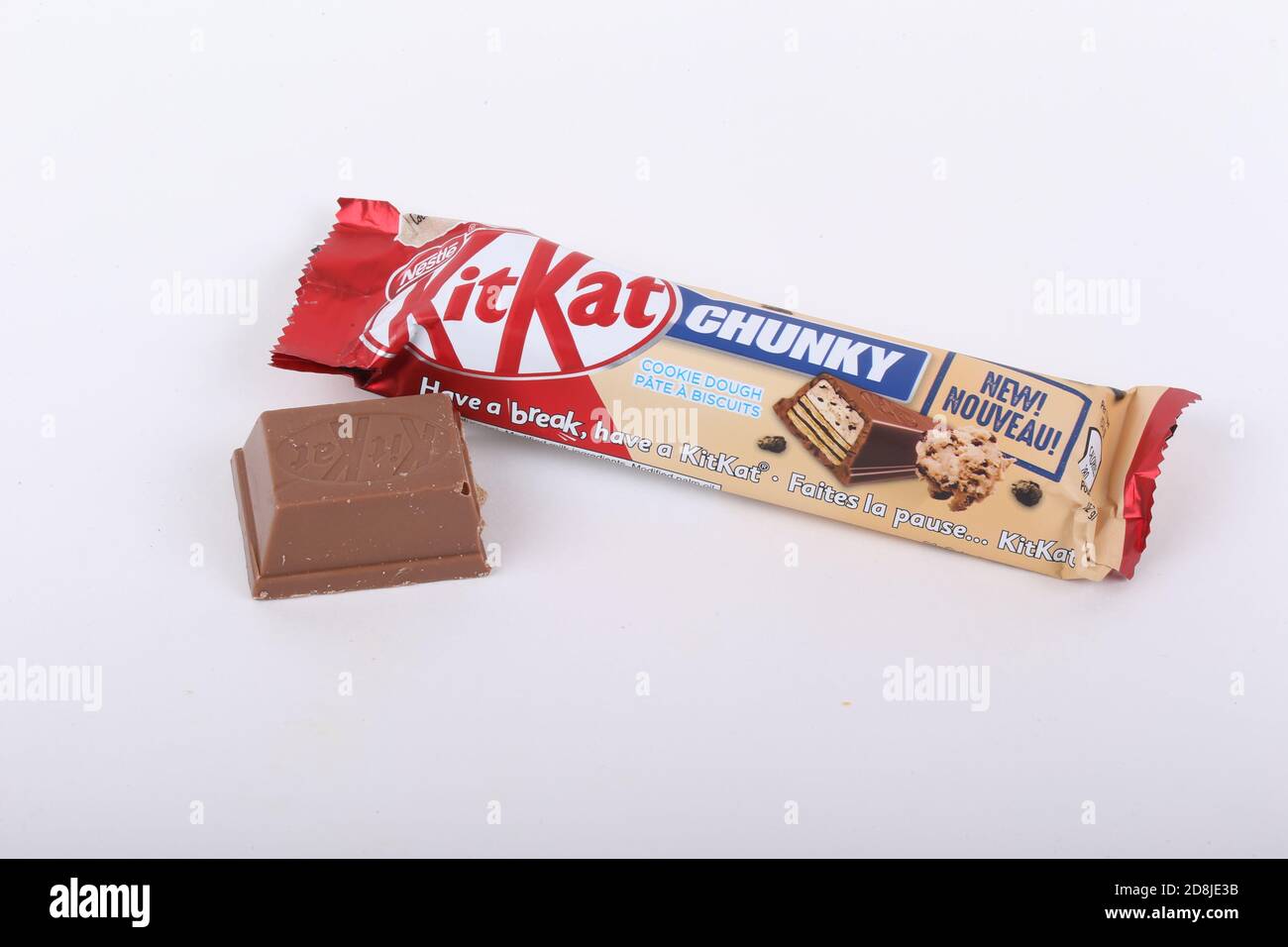 Barra di cioccolato al latte kitkat nestle immagini e fotografie stock ...