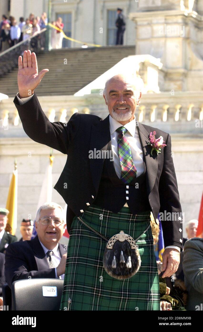 Scottish actor sean connery kilt immagini e fotografie stock ad alta ...