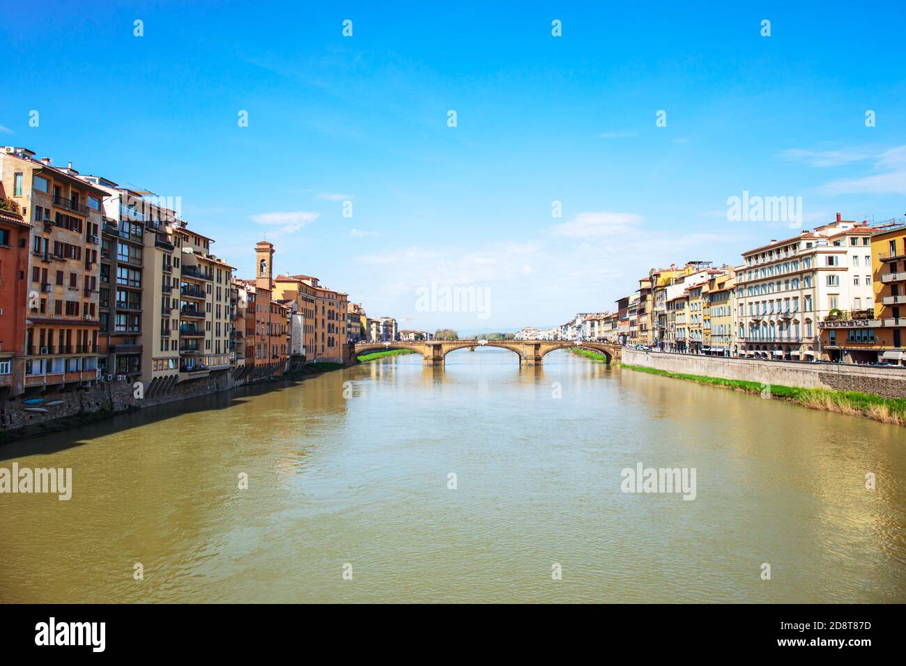 Arno fiume immagini e fotografie stock ad alta risoluzione - Alamy
