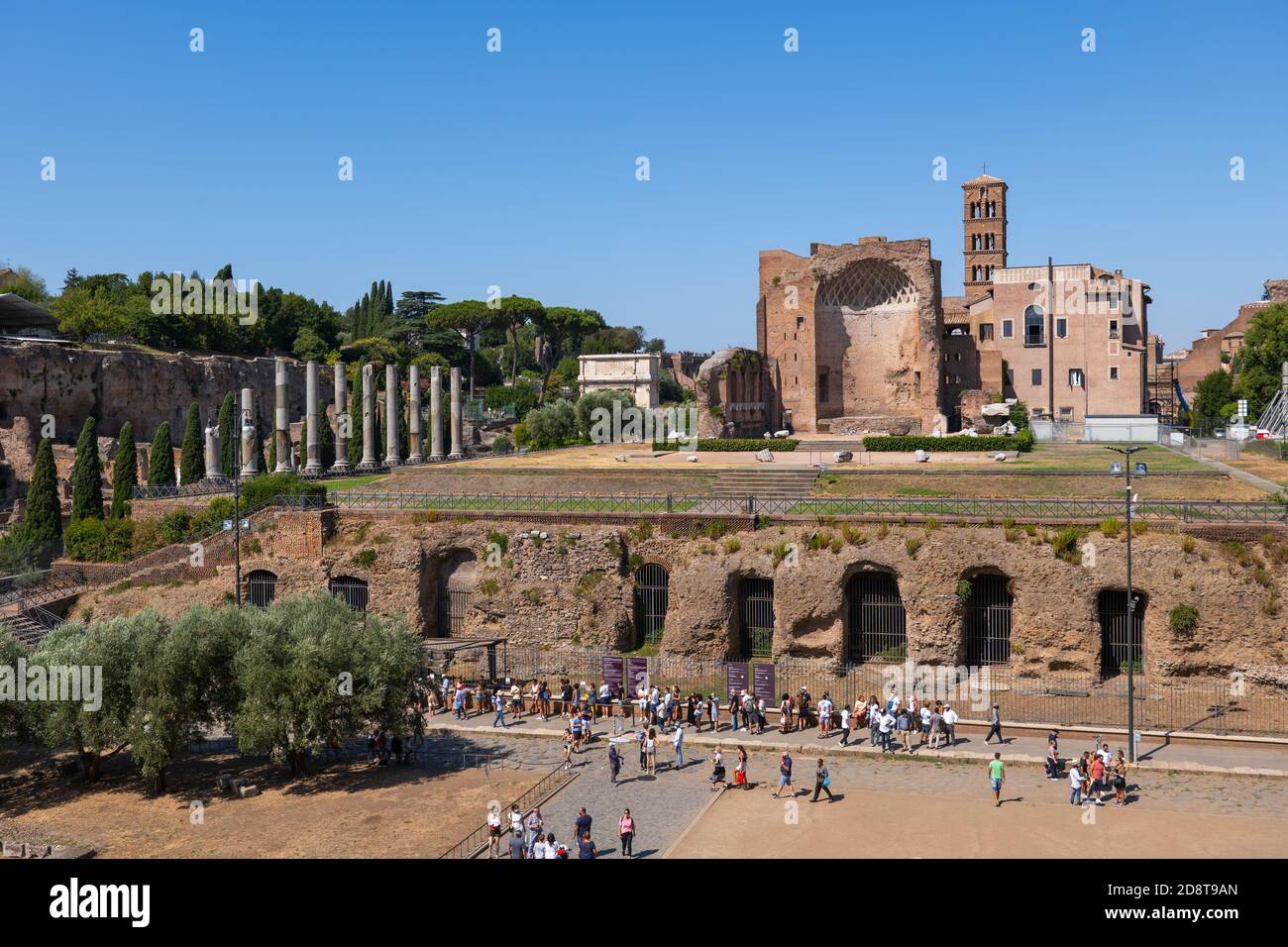 Piazza di santa francesca romana immagini e fotografie stock ad alta risoluzione - Alamy