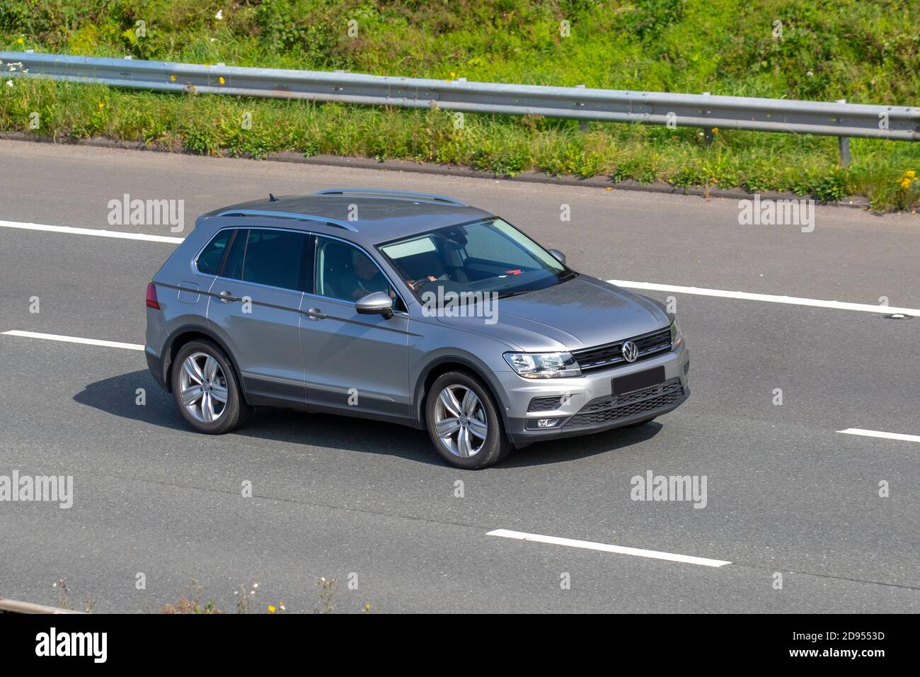 Vw volkswagen tiguan r line tech tsi 4m immagini e fotografie stock ad ...