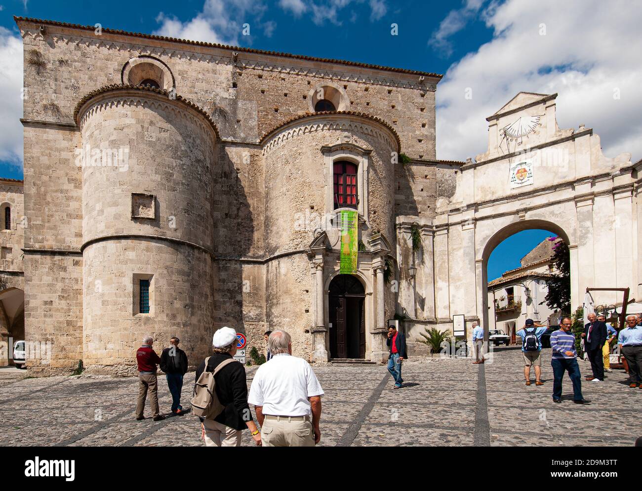 Gerace cattedrale immagini e fotografie stock ad alta risoluzione - Alamy