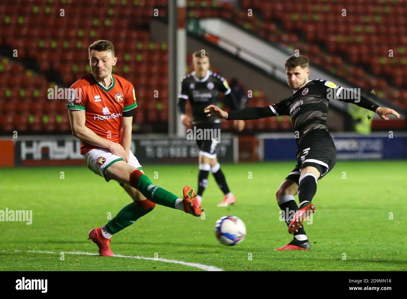 Josh doherty di crawley town immagini e fotografie stock ad alta ...