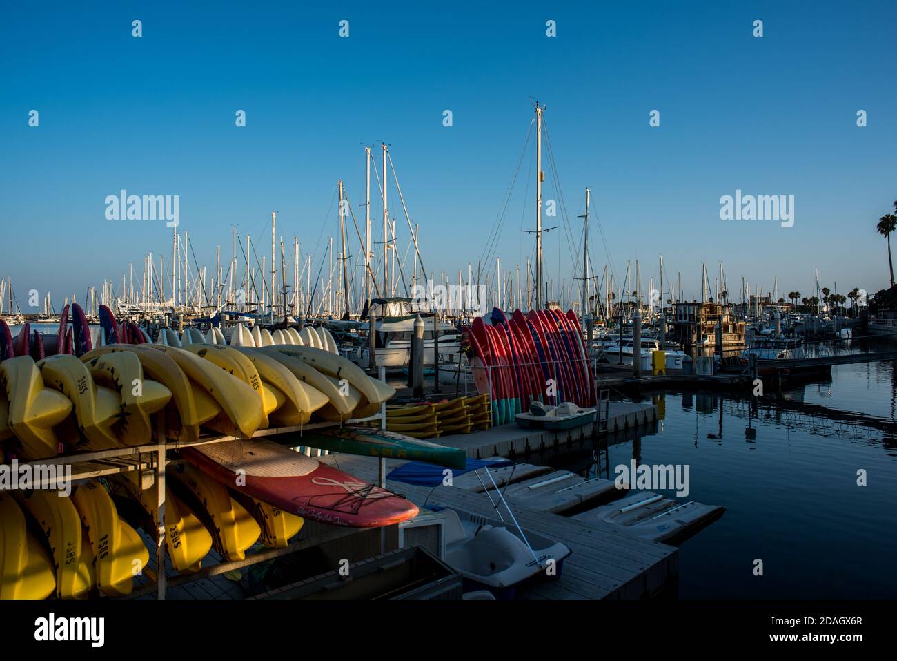 Marina piena di barche immagini e fotografie stock ad alta risoluzione ...