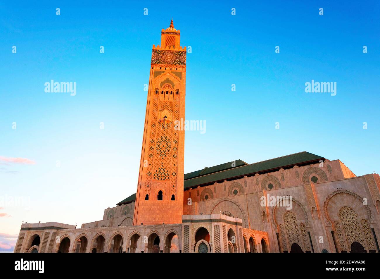 Particolare architettonico della Moschea Hassan II, Casablanca. È la ...