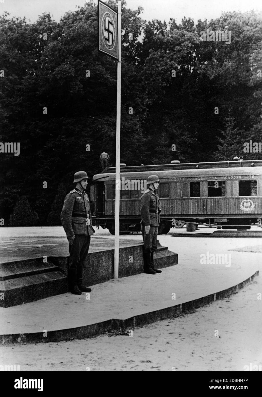 Adolf hitler a parigi immagini e fotografie stock ad alta risoluzione ...