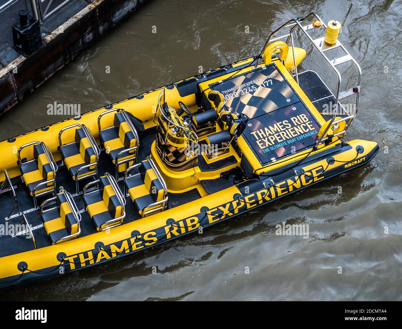 Barca super veloce immagini e fotografie stock ad alta risoluzione - Alamy