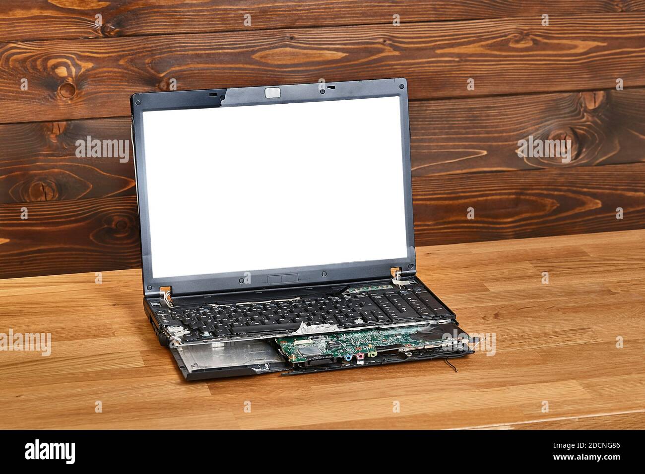 Schermo del laptop rotto immagini e fotografie stock ad alta ...