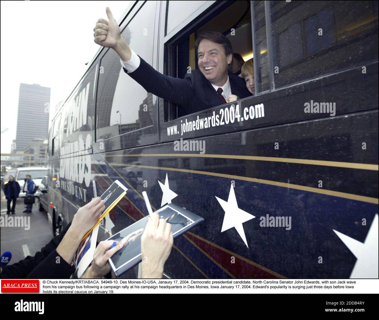 NESSUN FILM, NESSUN VIDEO, NESSUNA TV, NESSUN DOCUMENTARIO - © CHUCK ...