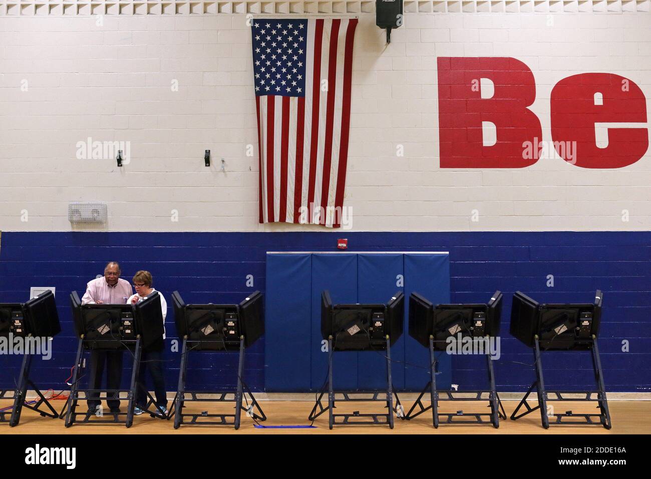 NO FILM, NO VIDEO, NO TV, NO DOCUMENTARIO - Nancy Gogan, assistente ...