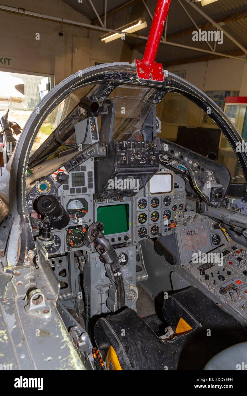 Tornado and cockpit immagini e fotografie stock ad alta risoluzione - Alamy