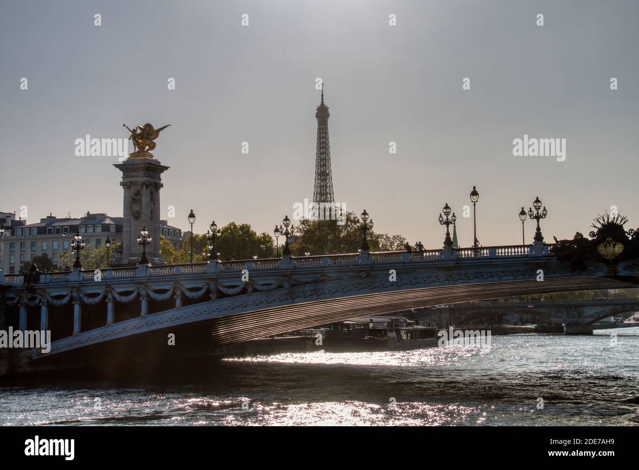 Destinazione Turistica Torre Eiffel Immagini e Fotos Stock - Alamy