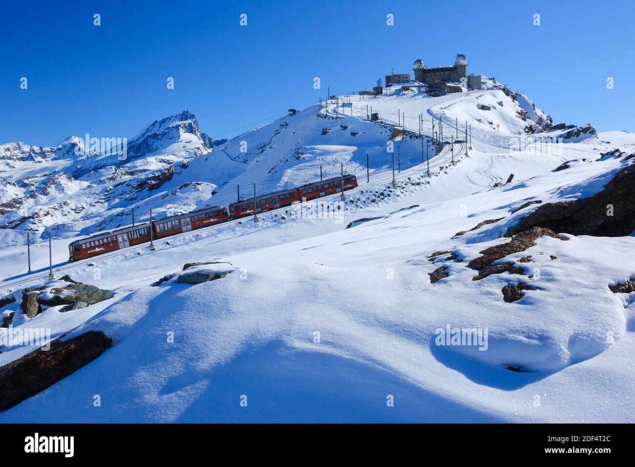 Gornergrat gorner ferrovia del crinale della montagna immagini e ...