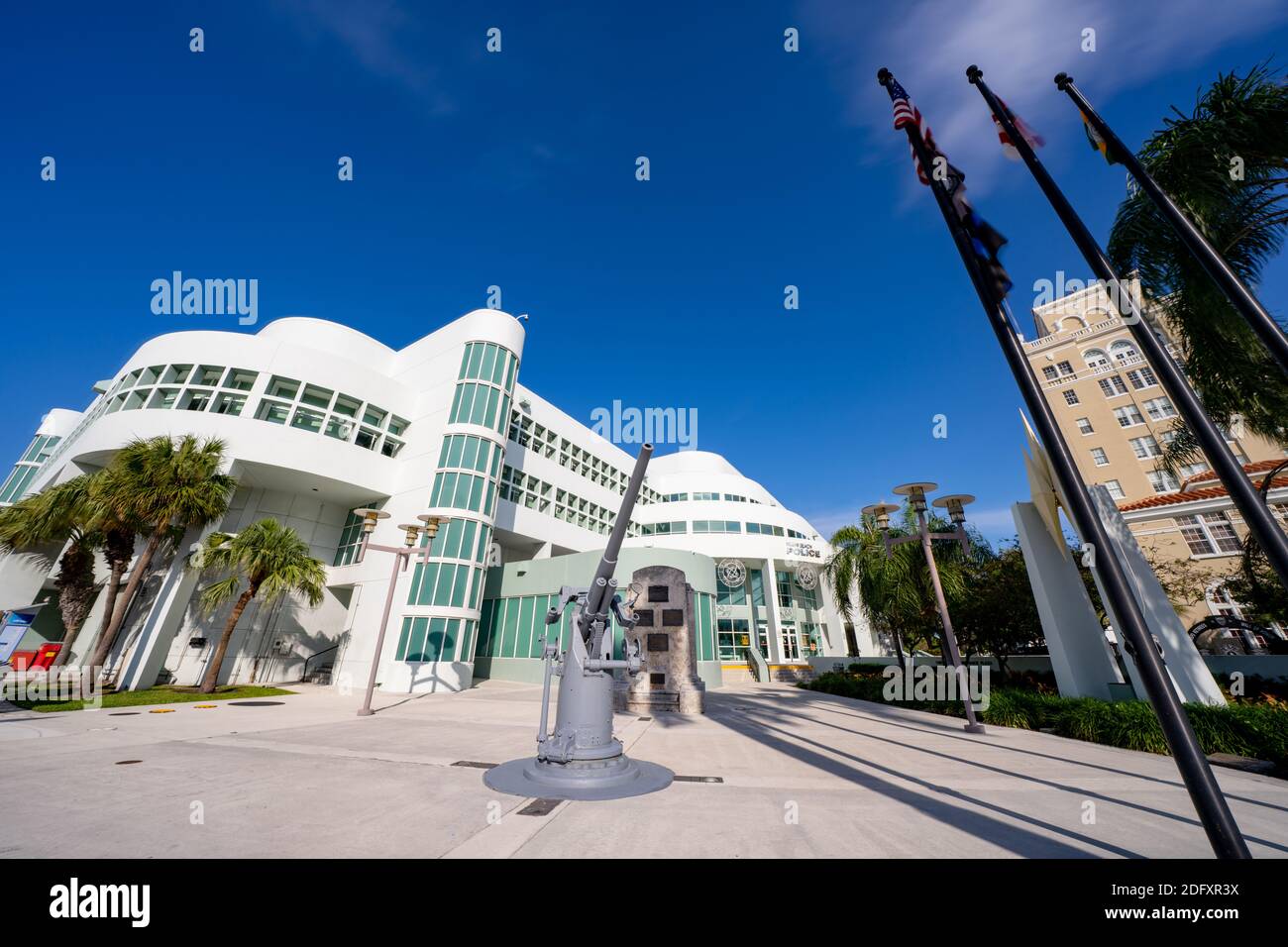 Edificio della polizia di miami immagini e fotografie stock ad alta ...