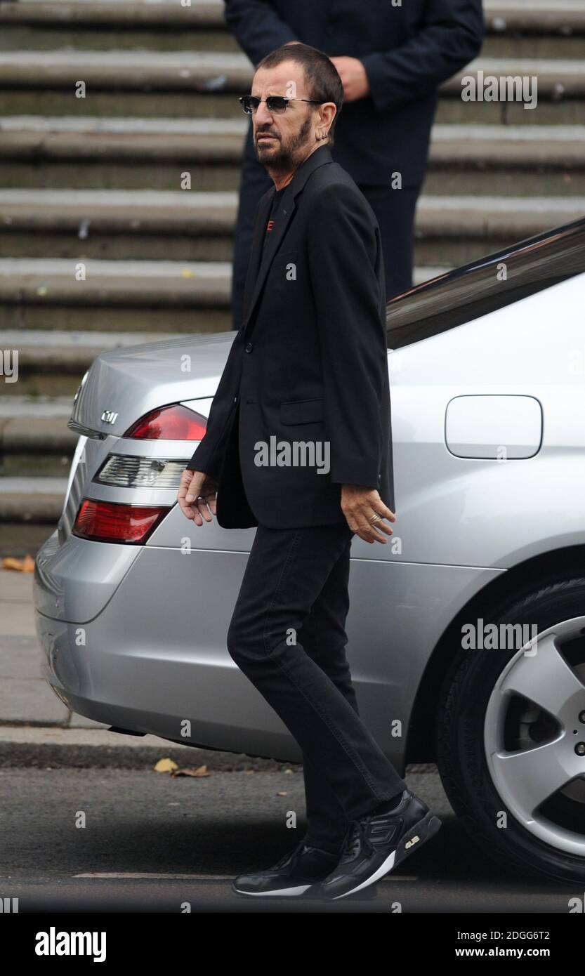 Ringo Starr e la moglie Barbara Bach al matrimonio di Sir Paul ...