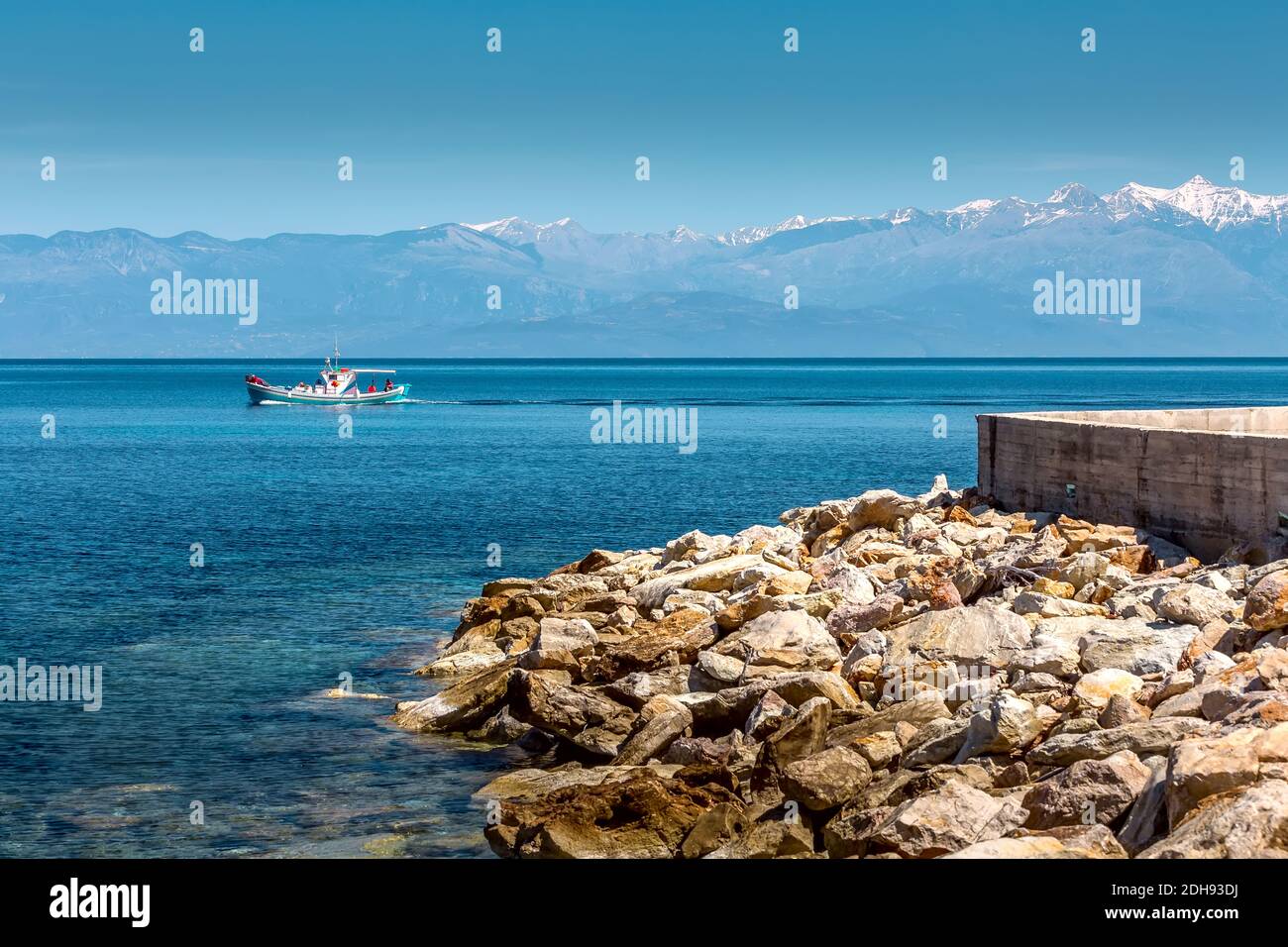 Barca di mare della grecia immagini e fotografie stock ad alta ...