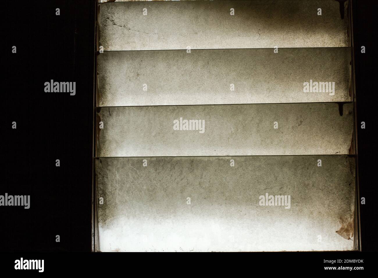 Sfiato per feritoia immagini e fotografie stock ad alta risoluzione - Alamy