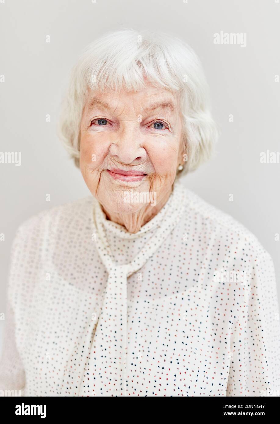 Ritratto di vecchia donna rugosa immagini e fotografie stock ad alta ...