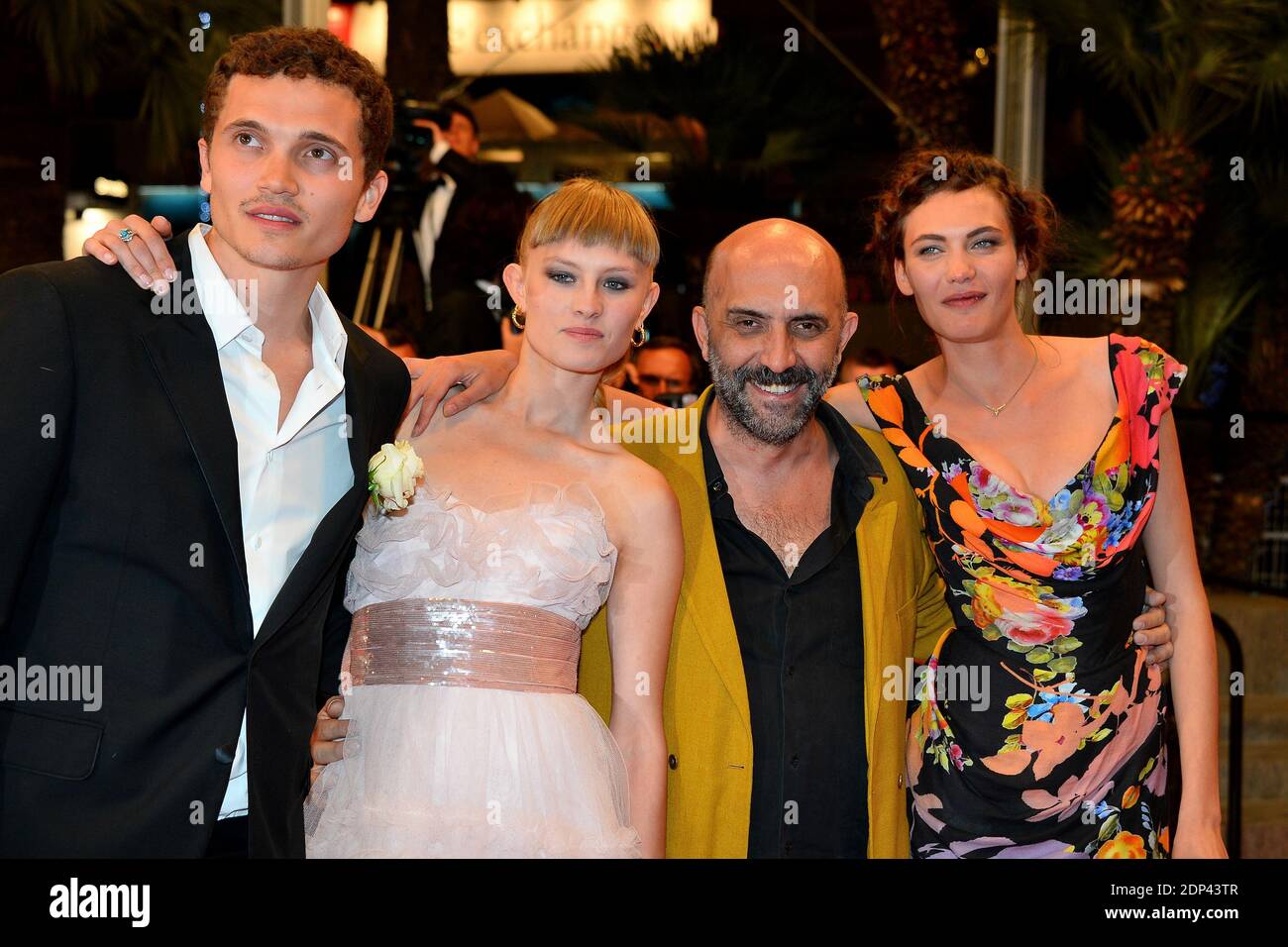 Karl glusman and aomi muyock immagini e fotografie stock ad alta ...