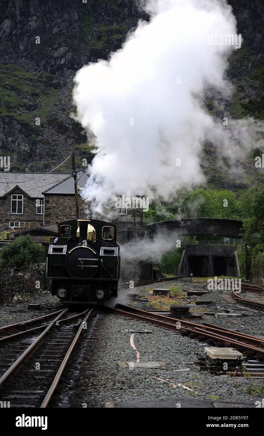 Stazione ferroviaria di ffestiniog blaenau immagini e fotografie stock ...
