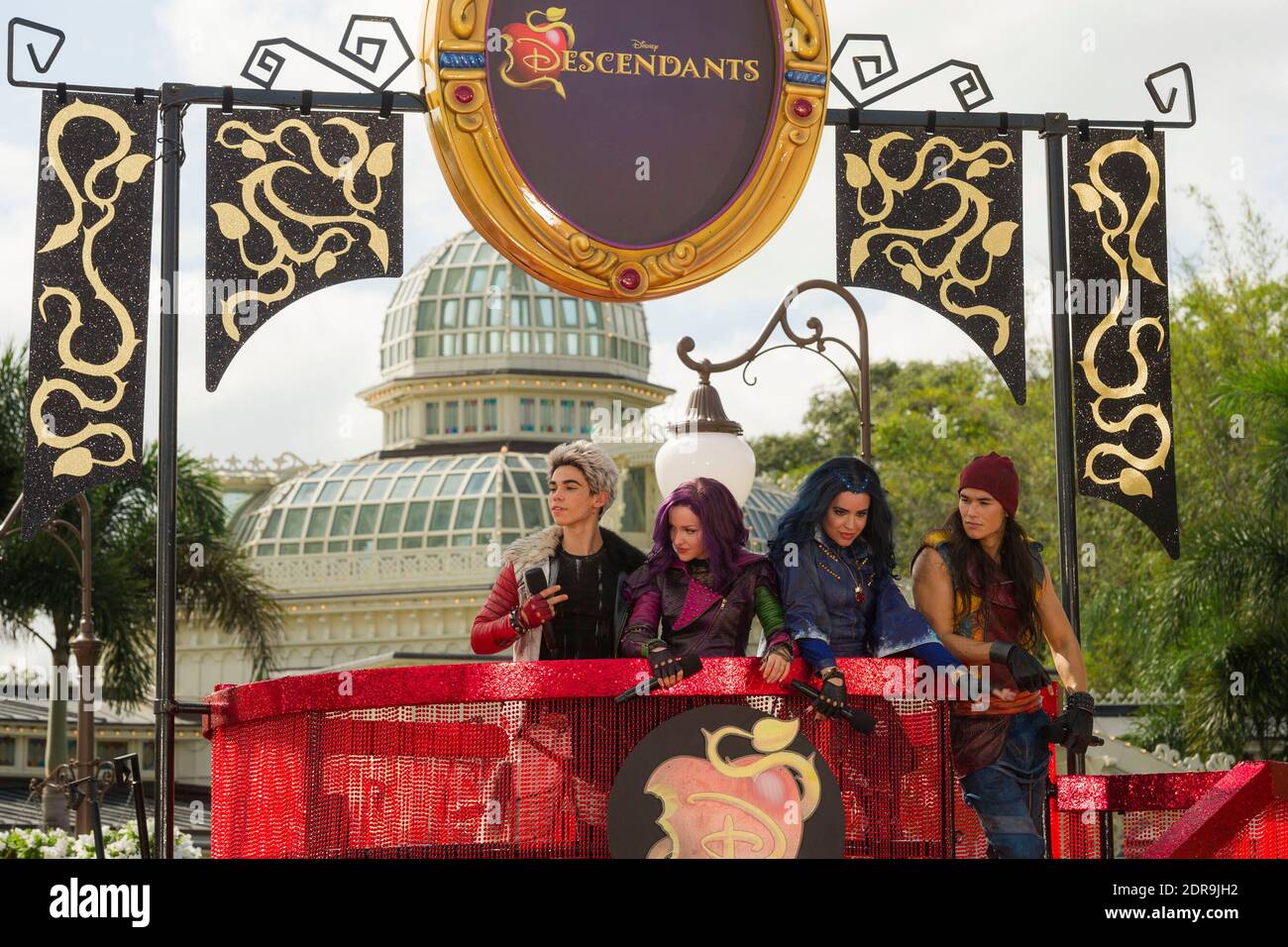 Descendants disney immagini e fotografie stock ad alta risoluzione - Alamy