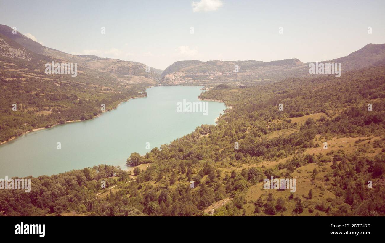 Lago di barrea immagini e fotografie stock ad alta risoluzione - Alamy