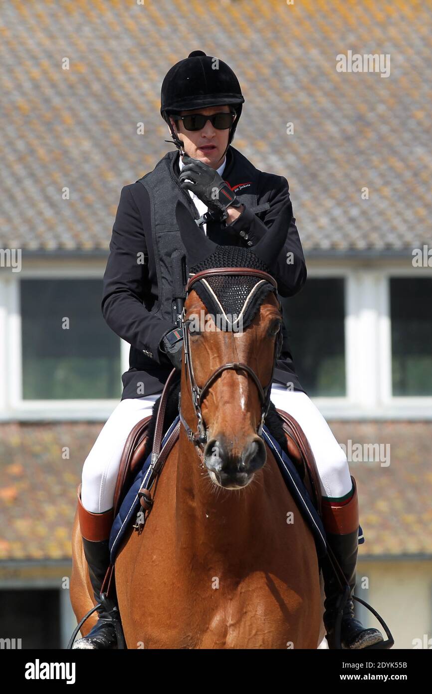 L'attore e regista francese Guillaume Canet con il suo cavallo Breeser ...