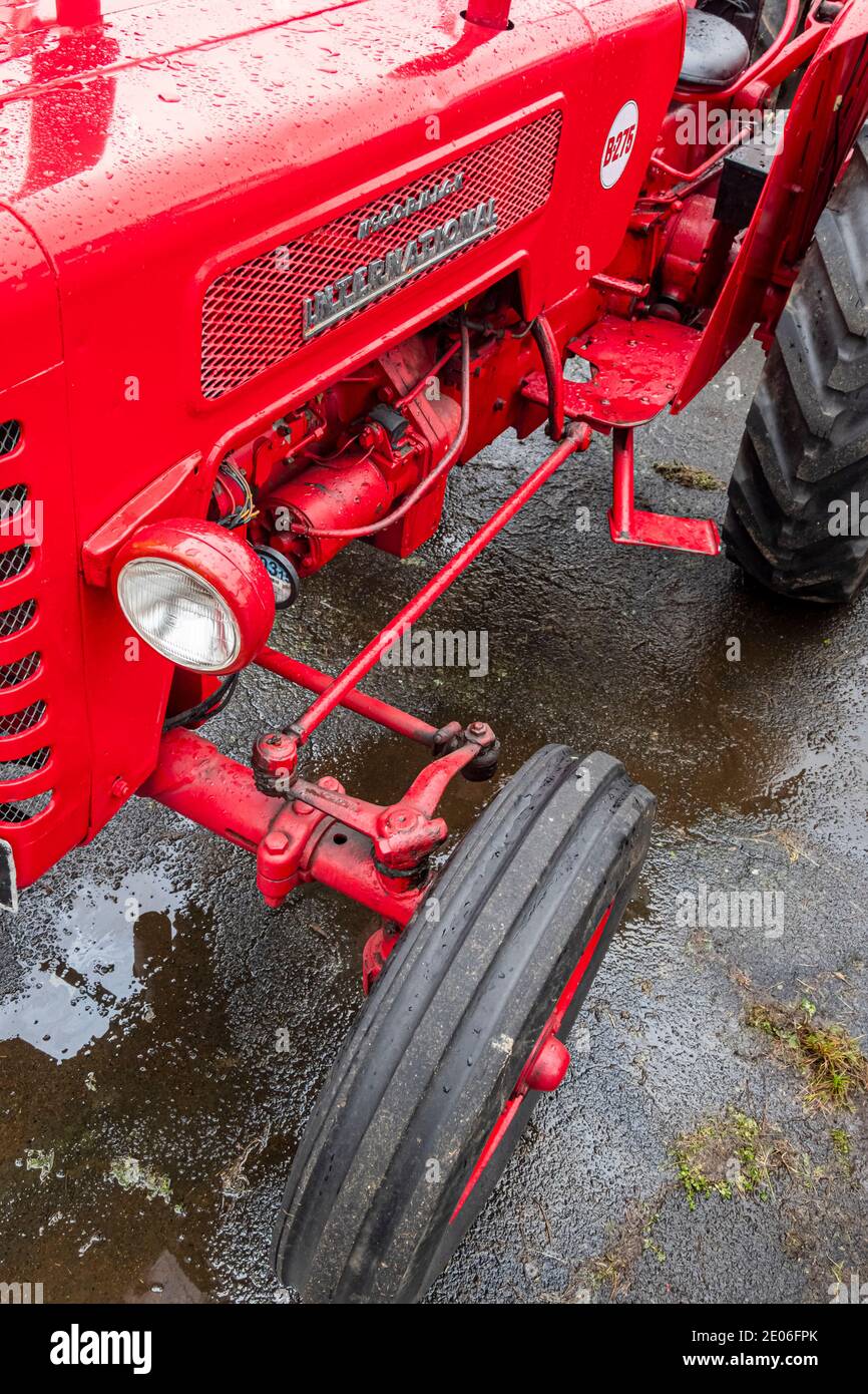 Mccormick international b275 trattore immagini e fotografie stock ad ...