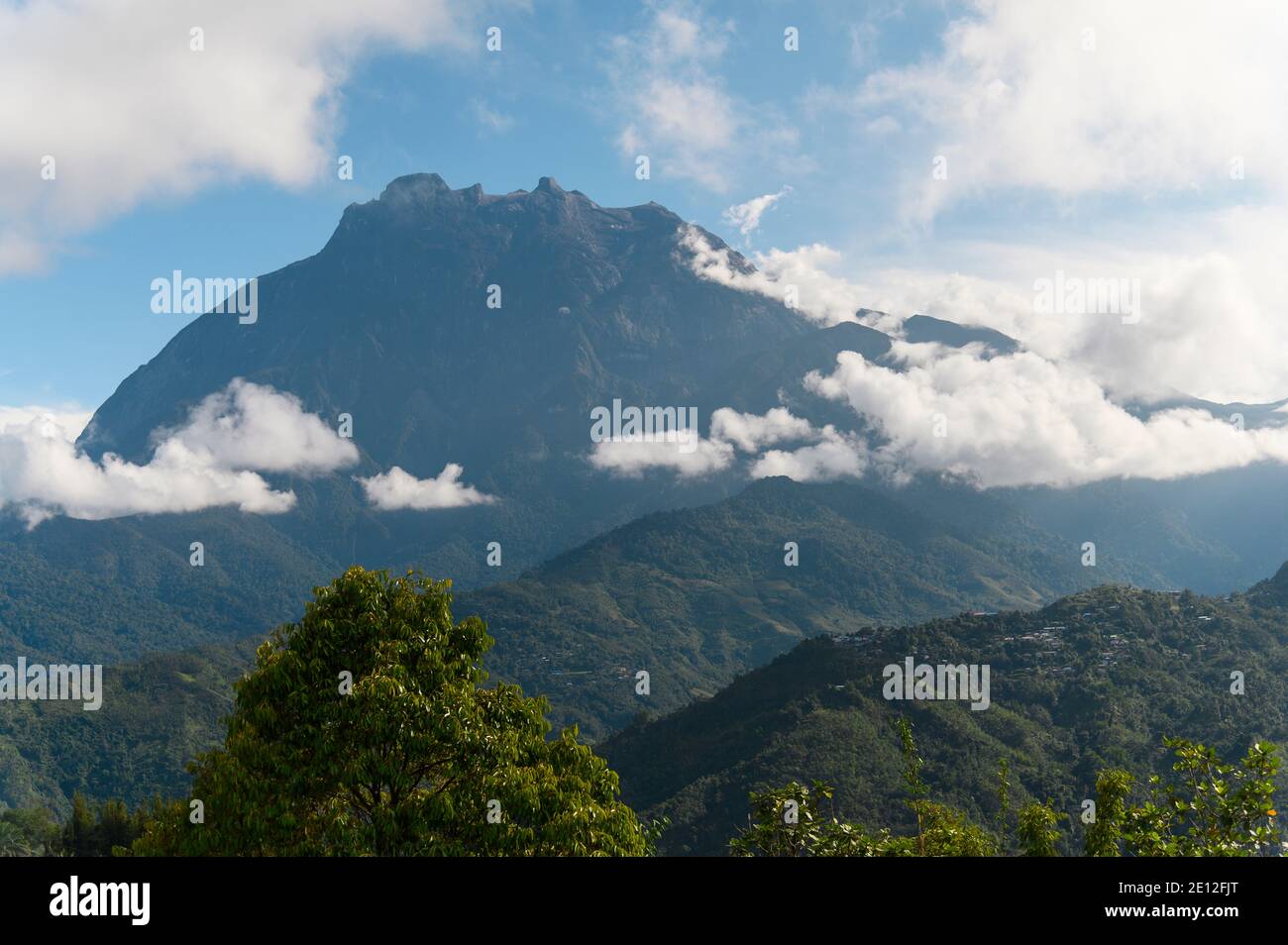 Cosa vedere in sabah immagini e fotografie stock ad alta risoluzione ...