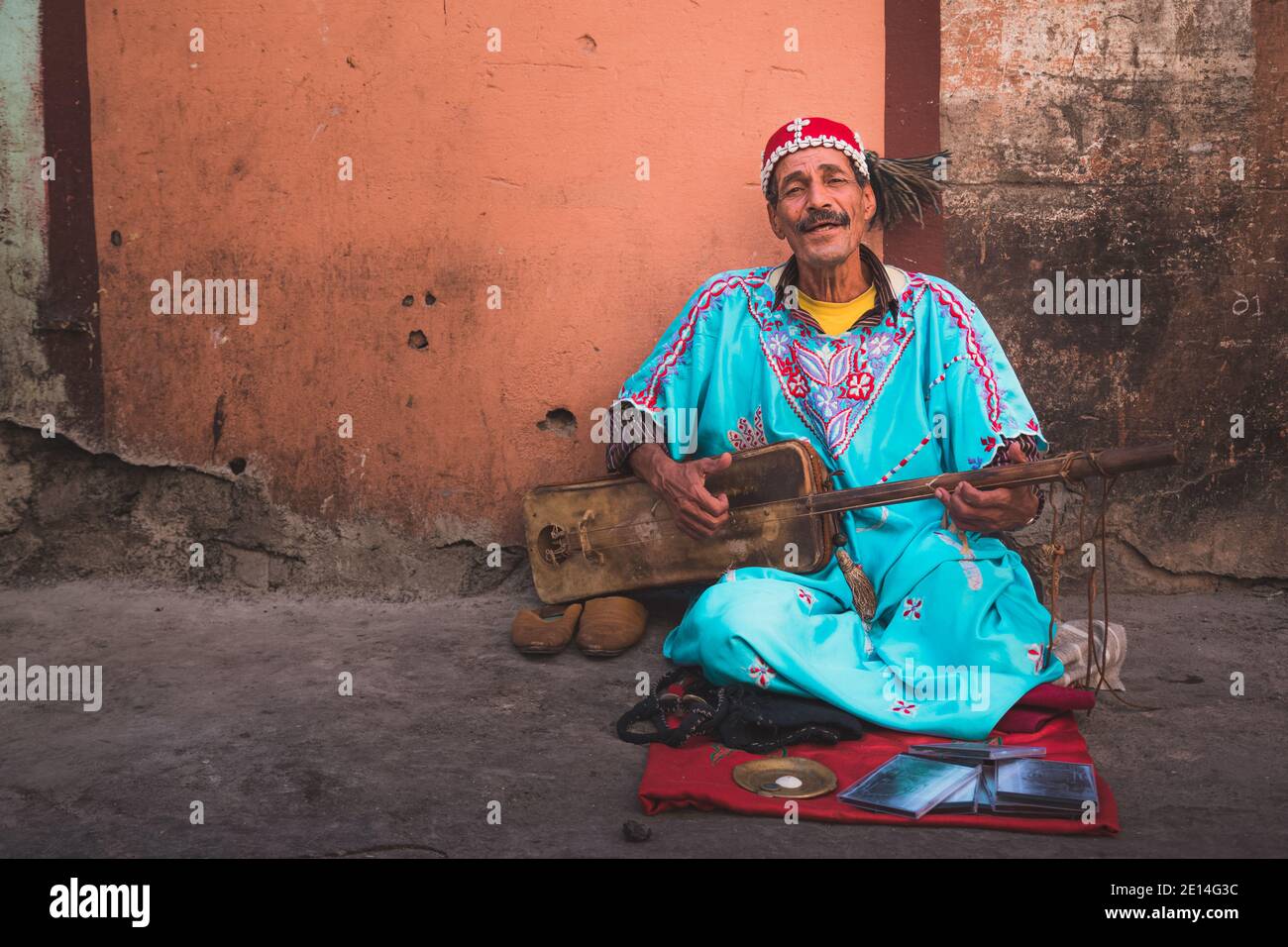 Traditional moroccan instrument immagini e fotografie stock ad alta ...