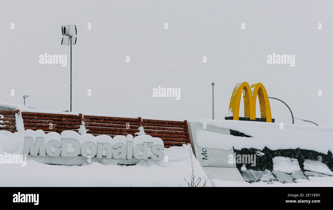 Mcdonalds madrid immagini e fotografie stock ad alta risoluzione - Alamy