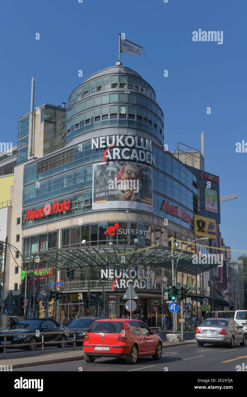 Neukolln arcaden immagini e fotografie stock ad alta risoluzione - Alamy Neukolln arcaden immagini e fotografie stock ad alta risoluzione - Alamy