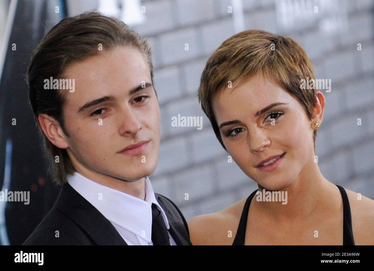 Emma Watson Fratello Toby The Cliftonian Magazine 2022/23 By Clifton