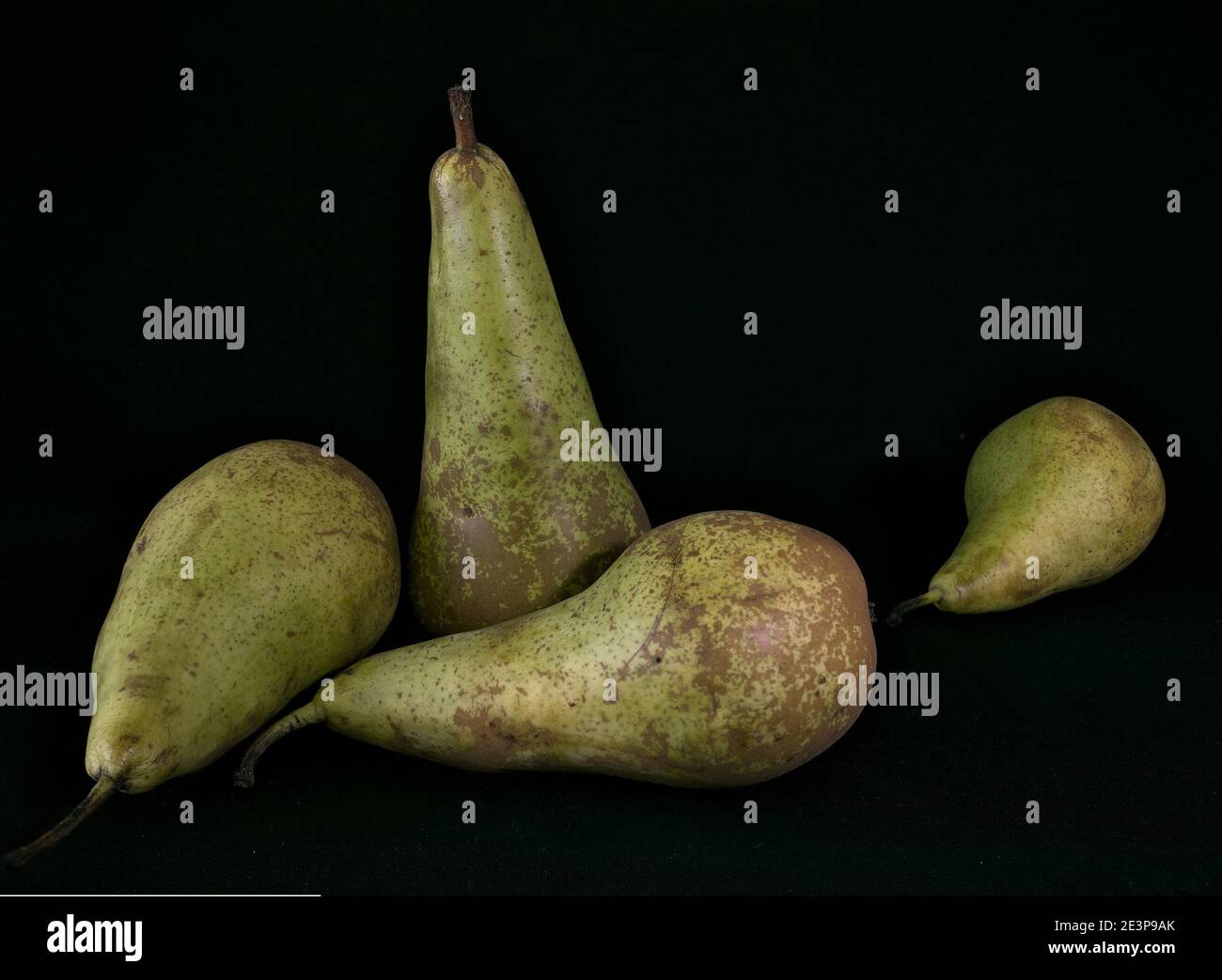 Quattro pere immagini e fotografie stock ad alta risoluzione - Alamy