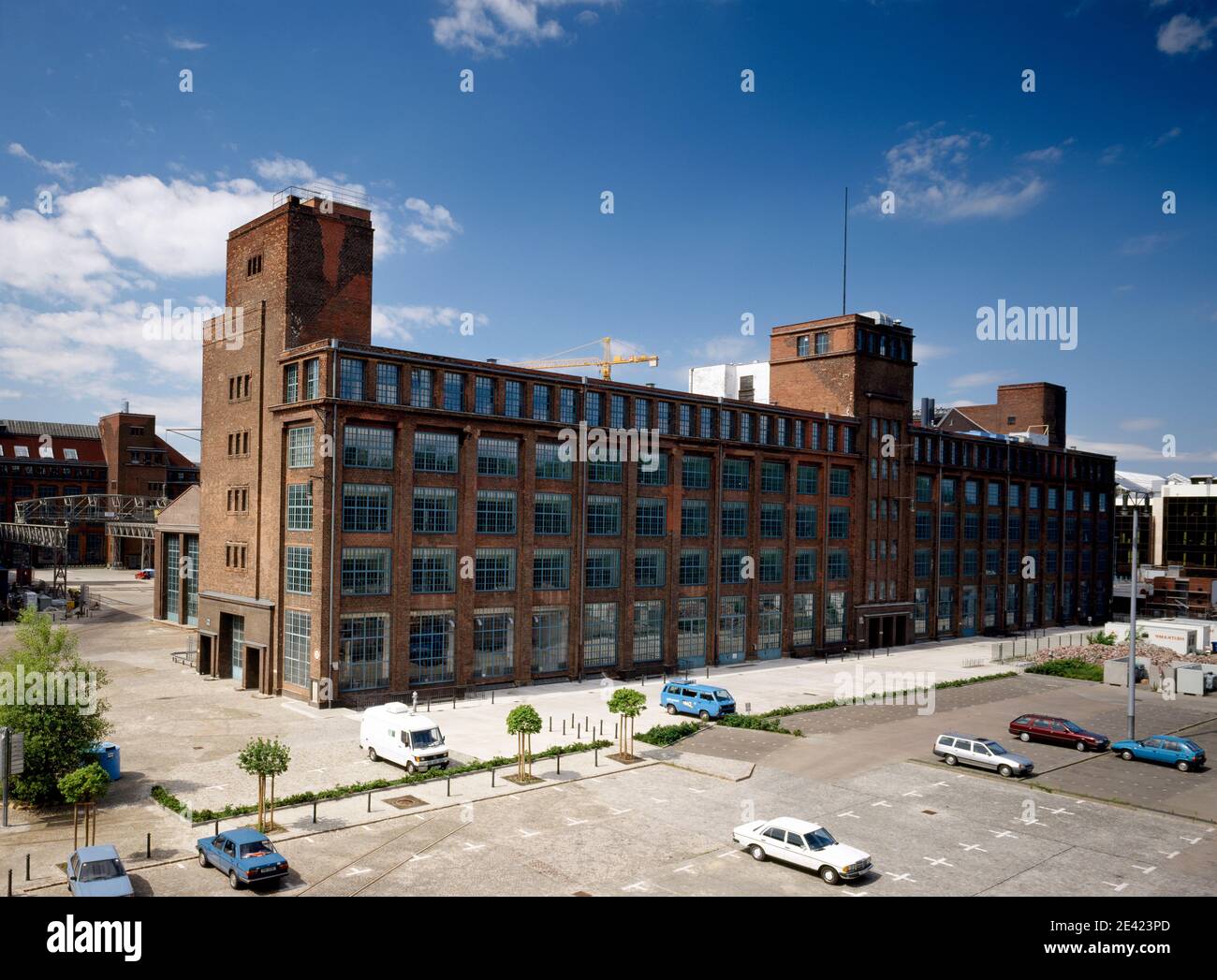 Peter behrens building immagini e fotografie stock ad alta risoluzione ...