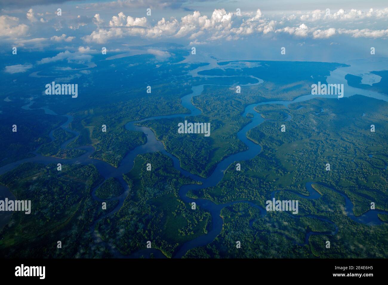 Acqua Fiume Fiumi Laghi Laghi Immagini e Fotos Stock - Alamy