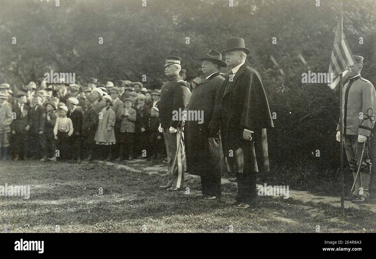 Magg gen lewis immagini e fotografie stock ad alta risoluzione - Alamy