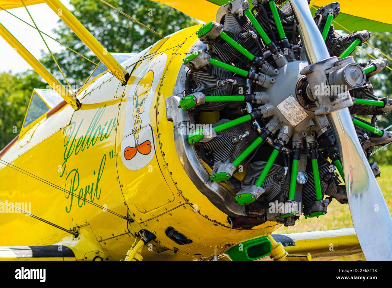 Biplano biplano air show display aeroplano battenti volo aereo immagini ...