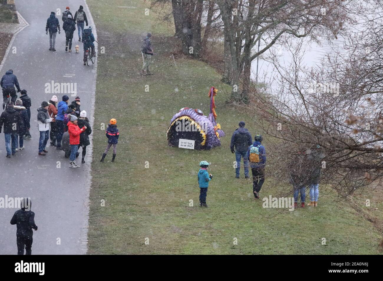 Hochwasser retten immagini e fotografie stock ad alta risoluzione - Alamy