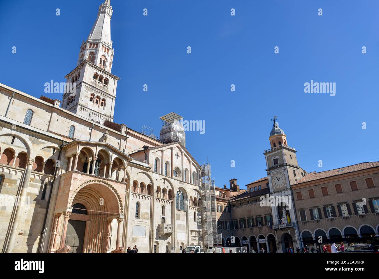 Torre ghirlandina simbolo di modena immagini e fotografie stock ad alta ...