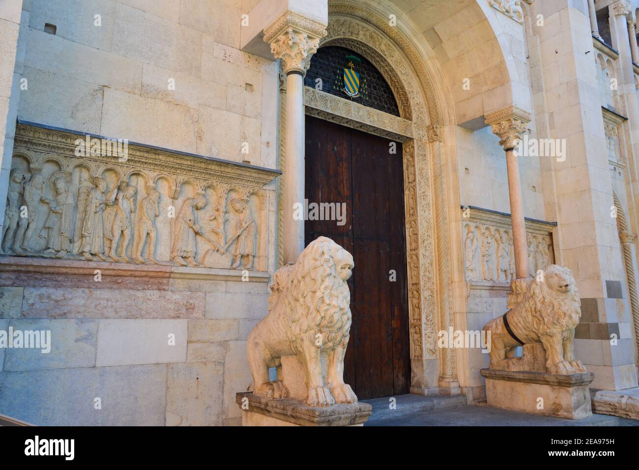 Torre ghirlandina simbolo di modena immagini e fotografie stock ad alta ...