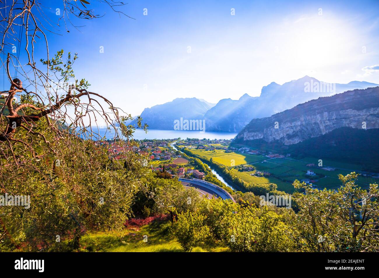 Riva torbole immagini e fotografie stock ad alta risoluzione - Alamy