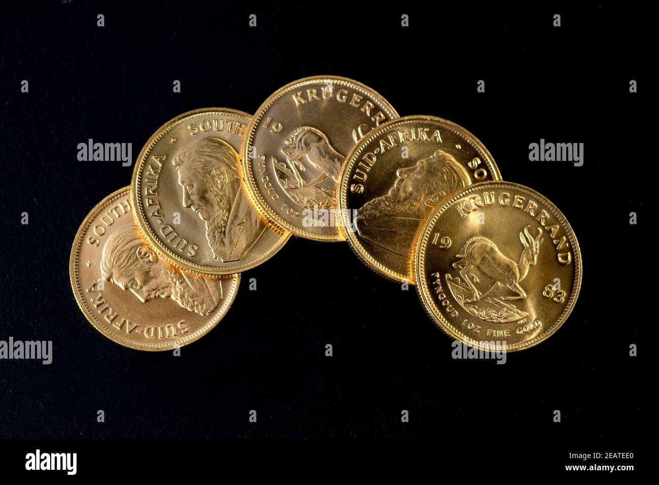 Kruegerrand goldmuenzen immagini e fotografie stock ad alta risoluzione ...