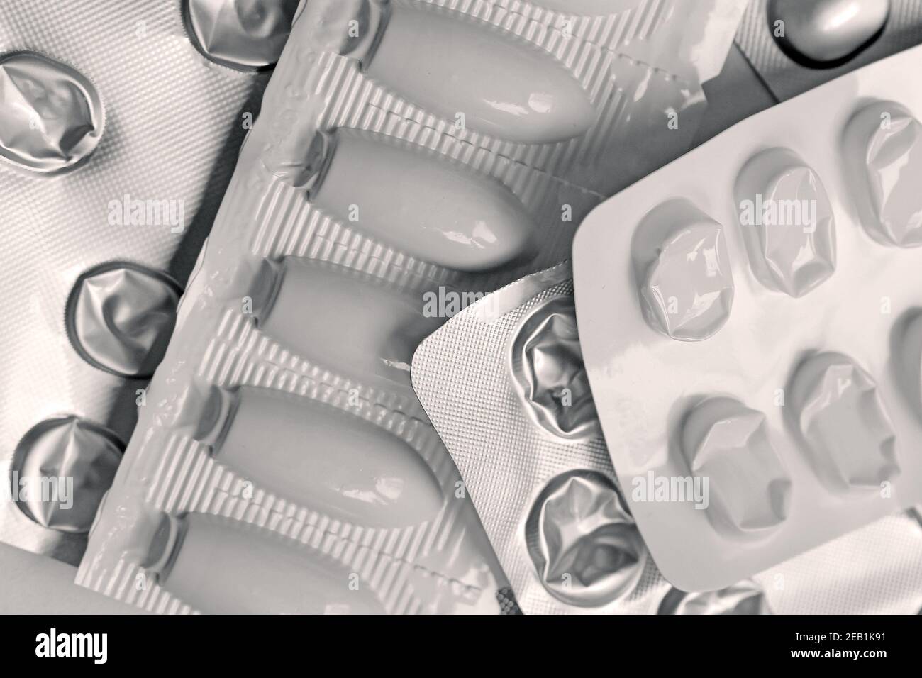 Pacchetti usati immagini e fotografie stock ad alta risoluzione - Alamy