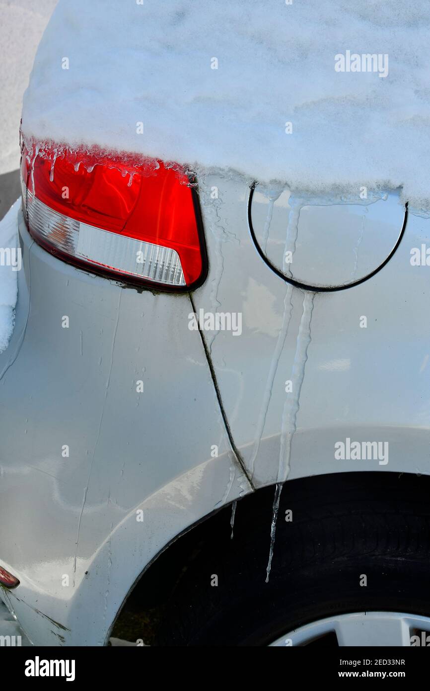 Parafango auto immagini e fotografie stock ad alta risoluzione - Alamy