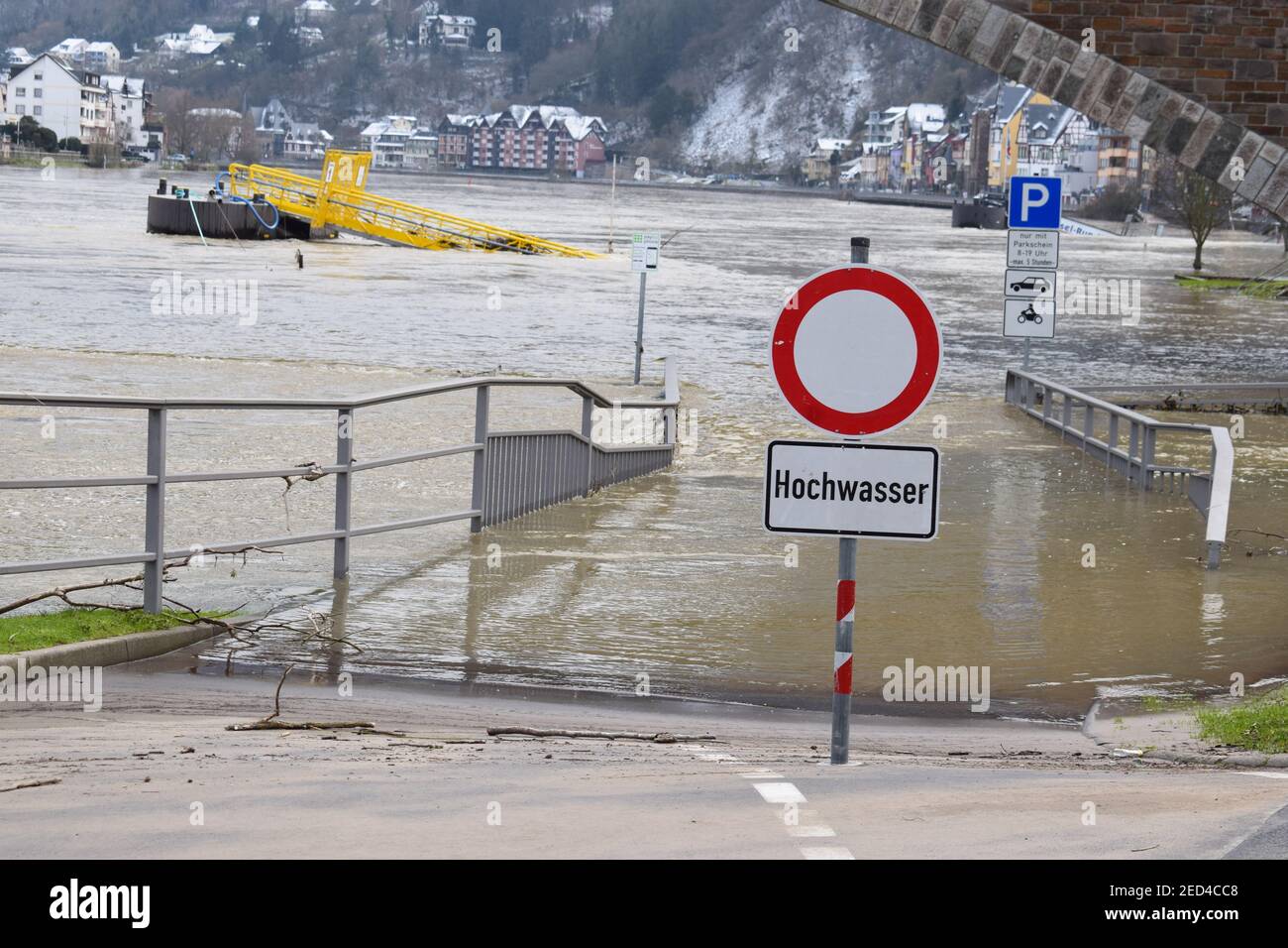 Segnale di alluvione neve immagini e fotografie stock ad alta ...