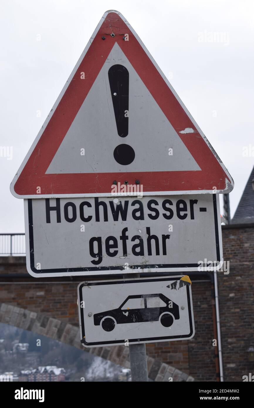 Segnale di alluvione neve immagini e fotografie stock ad alta ...