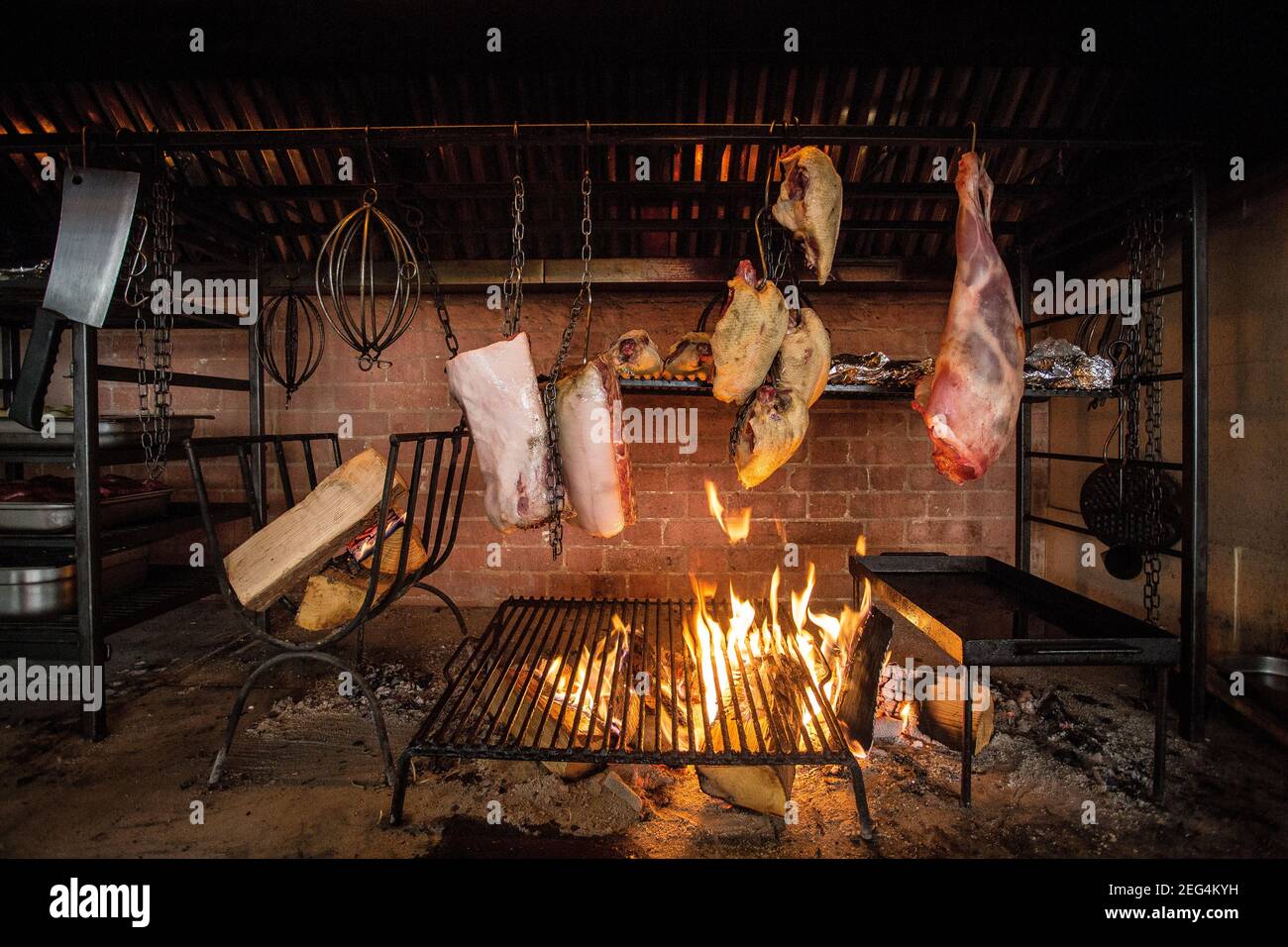 Ristorante del fuoco immagini e fotografie stock ad alta risoluzione ...