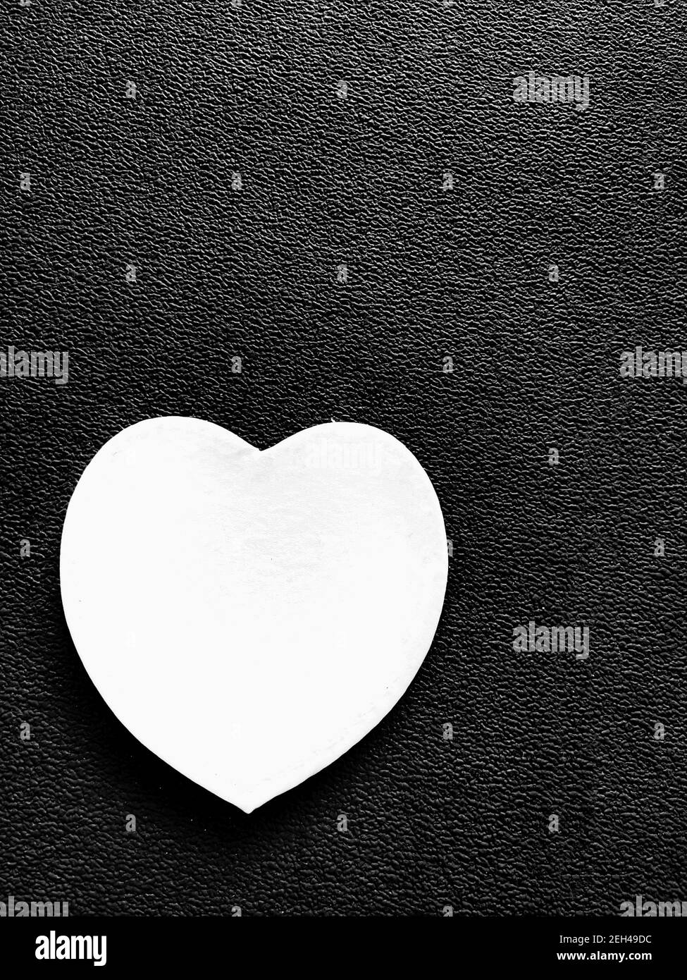 Cuore bianco e nero immagini e fotografie stock ad alta risoluzione - Alamy