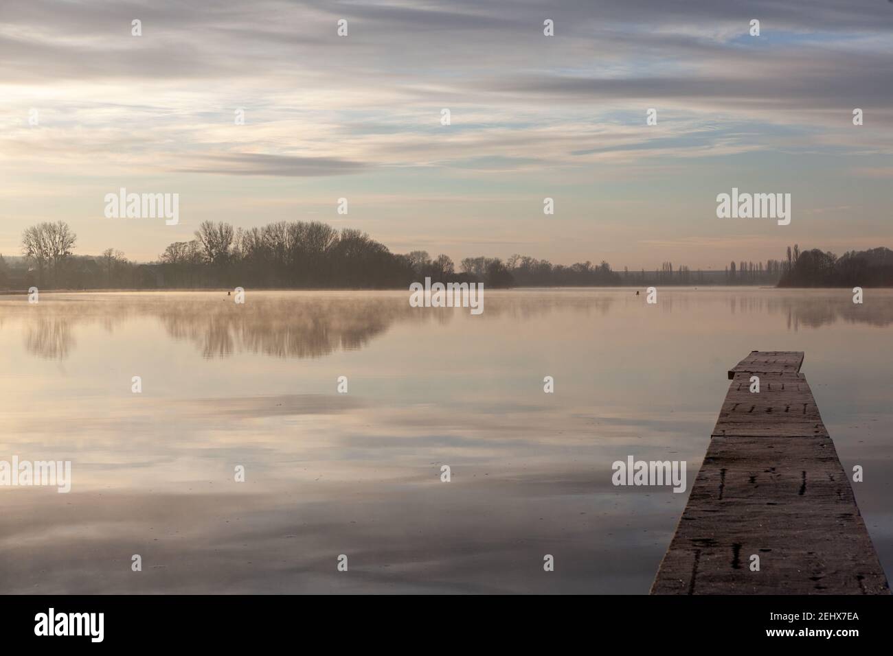 Sfondi di alba immagini e fotografie stock ad alta risoluzione - Alamy